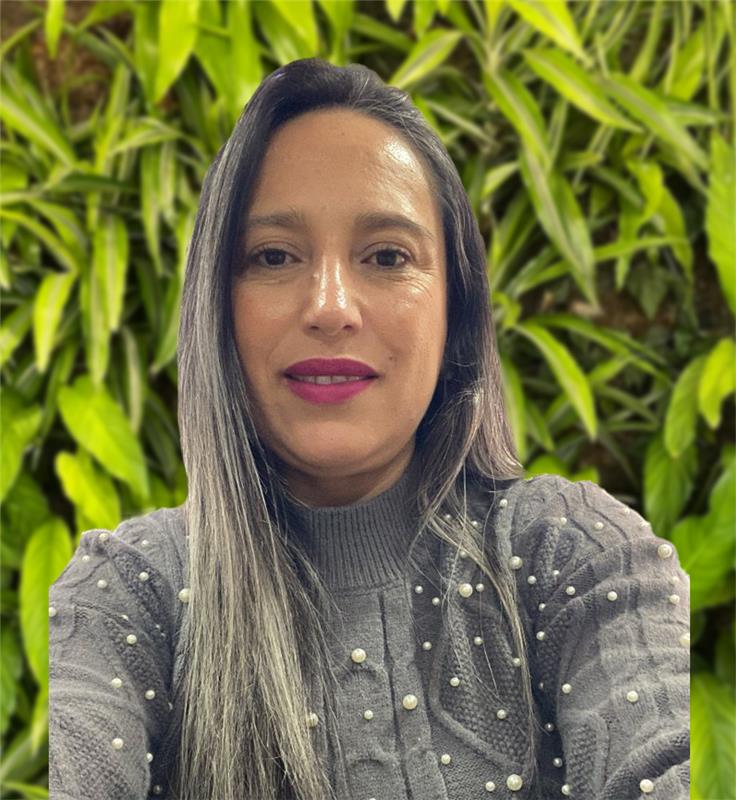 Cinthya Vargas - Coval Servicios Financieros